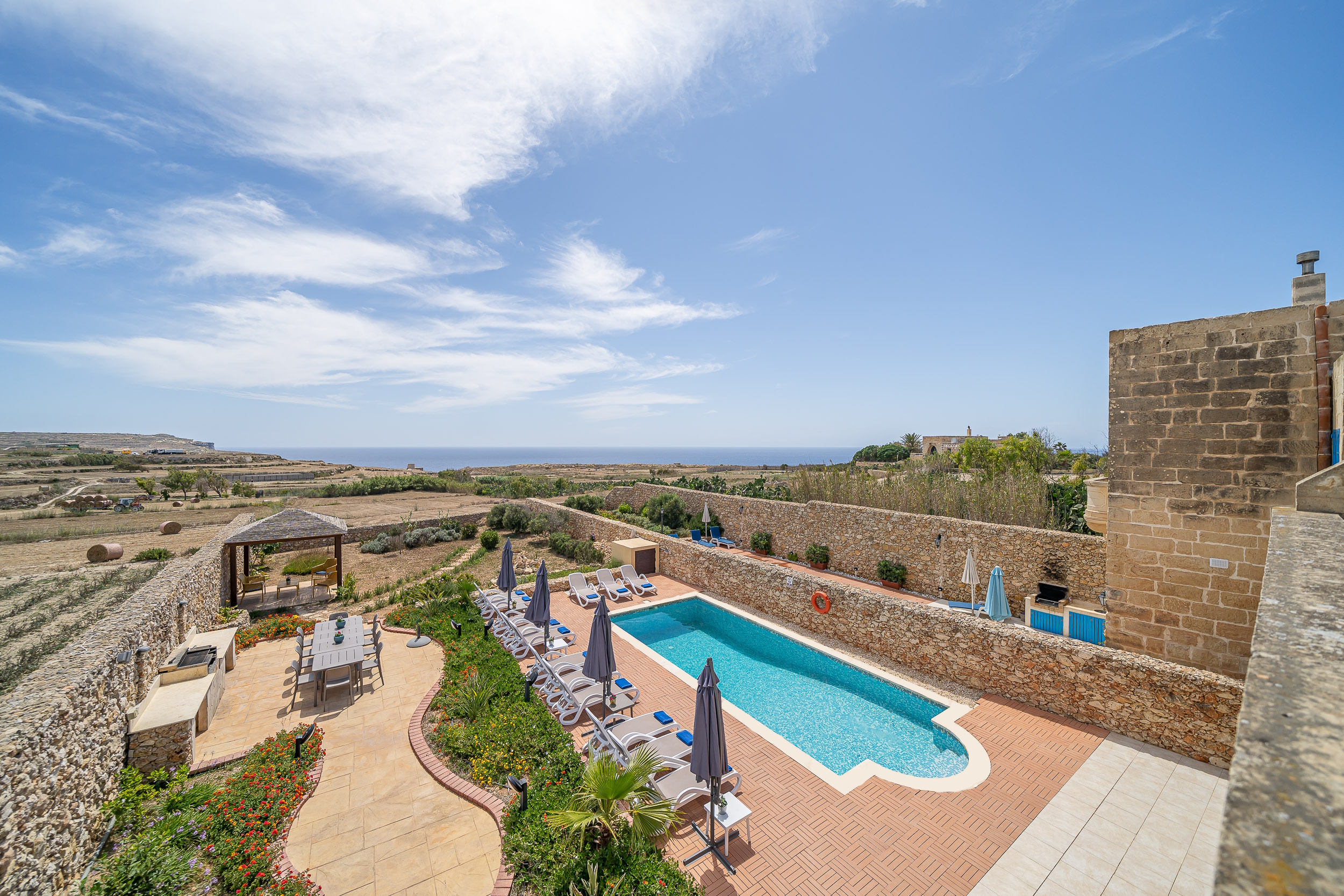 An abundance of internal and external space – perfect for large groups ...